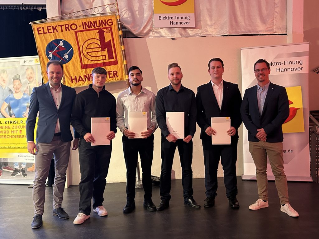 Freisprechung Azubis - Omexom Stiller GmbH